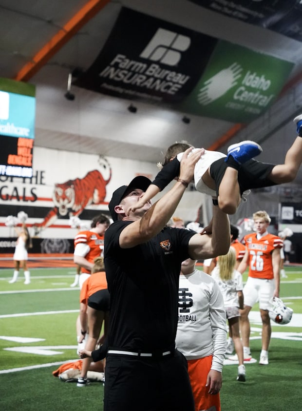 Run and Shoot Offense: The Throwin’ Idahoans Redefine Idaho State ...